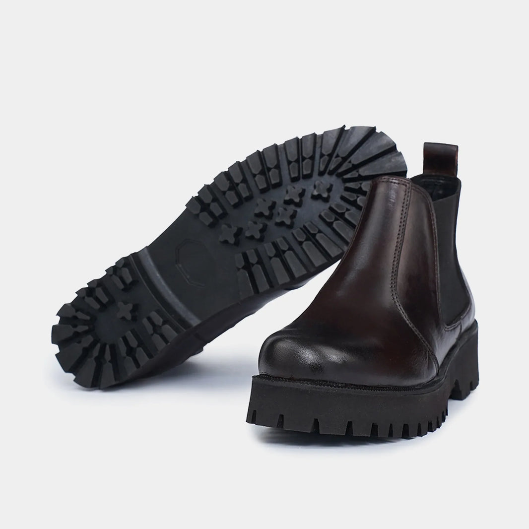 No #1 Chelsea Boots in Pakistan - Premium Leather for Men – The Raphael ...